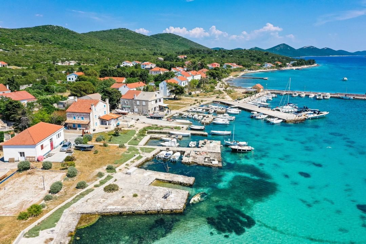 Ist Island – Remote spot ideal for a private boat tour | Zadar Archipelago