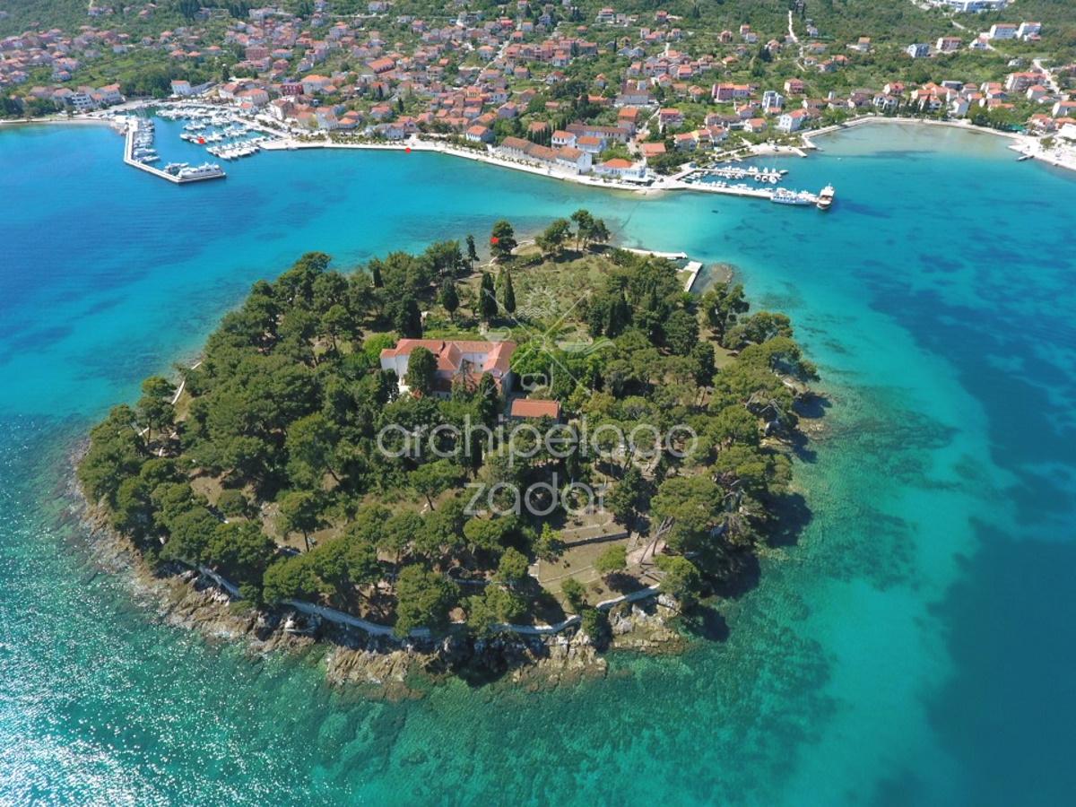 Discover Galevac island | Zadar Archipelago